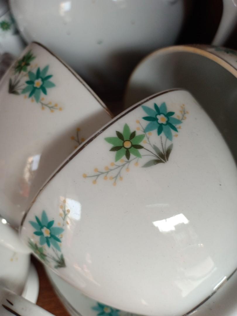 Set Cawan bunga kemboja, Furniture & Home Living, Home Decor, Vases ...