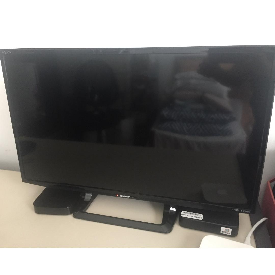 Sharp AQUOS 24 in. LC-24LE175M, TV & Home Appliances, TV ...