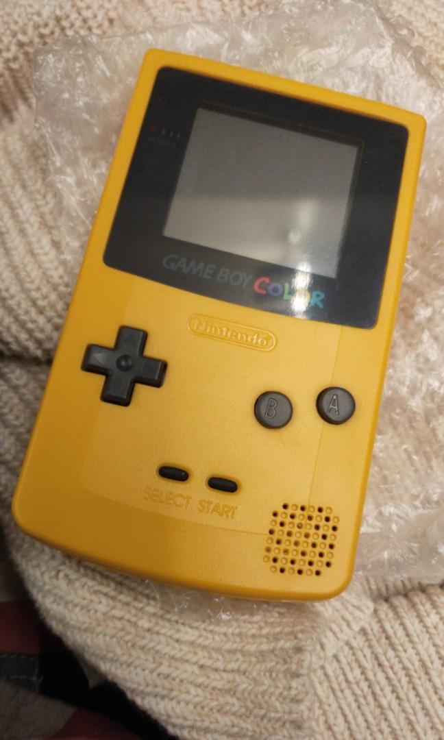 Gameboy Color - Yellow, Video Gaming, Video Games, Nintendo on Carousell