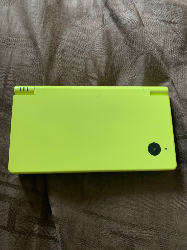 Nintendo DSi ( green color ), Elektronik, Lainnya di Carousell