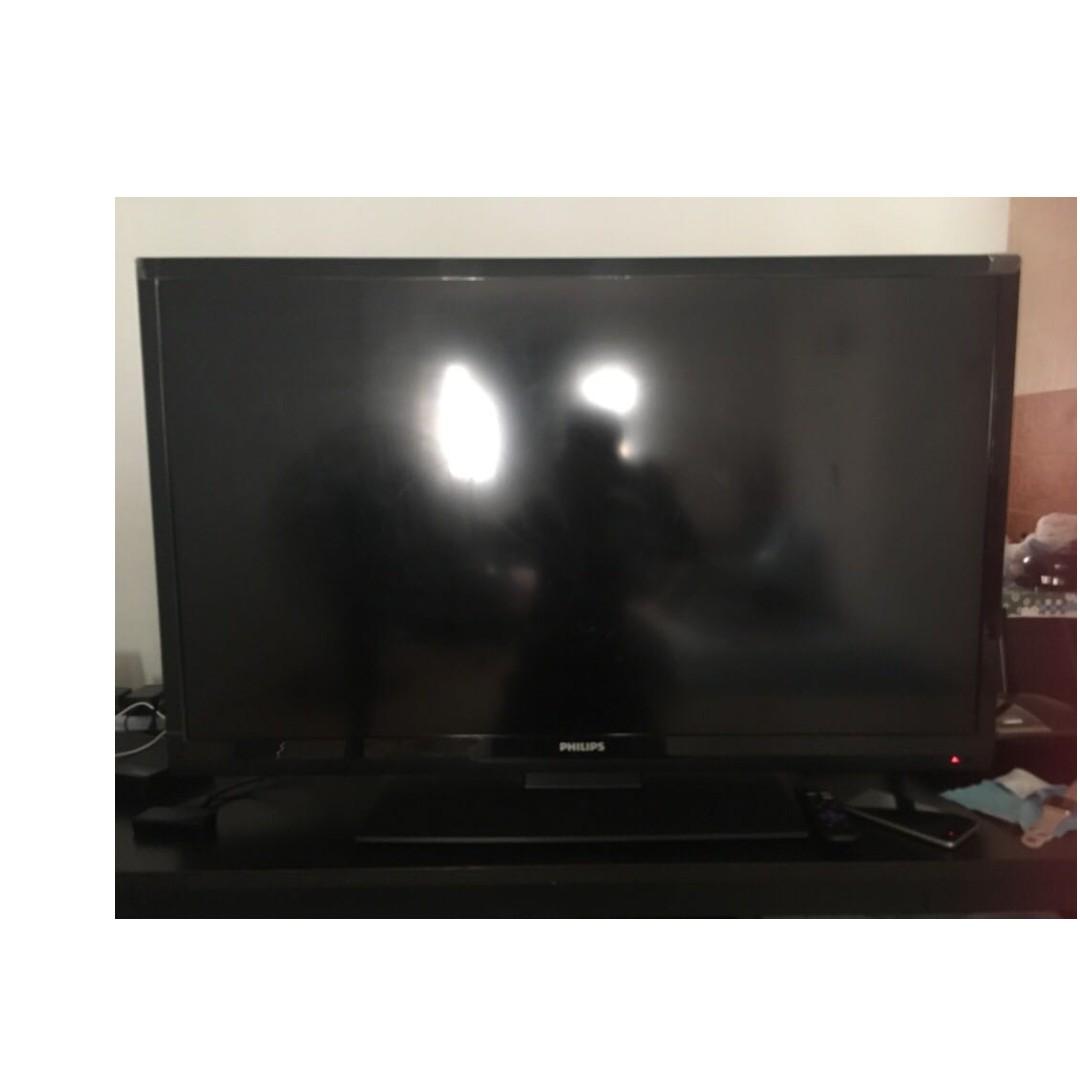 Philips 42 inch TV., TV & Home Appliances, TV & Entertainment, TV on ...