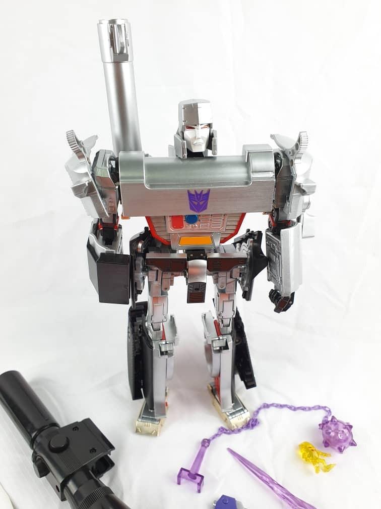 Transformers Masterpiece Megatron MP5 Figure, Hobbies & Toys ...