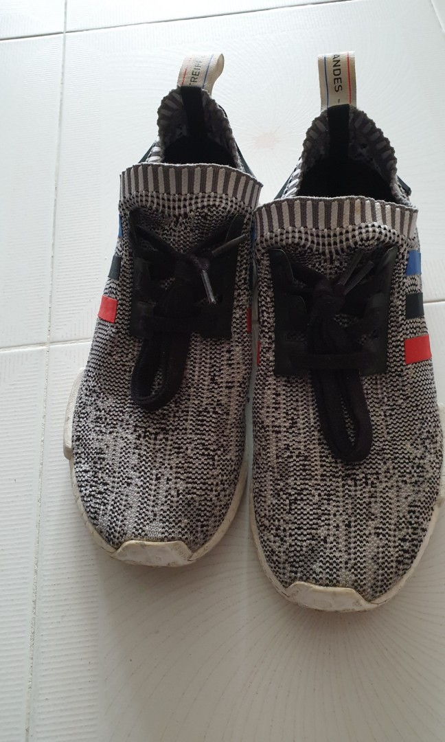 Tri color, Men's Fashion, Footwear, Sneakers on Carousell