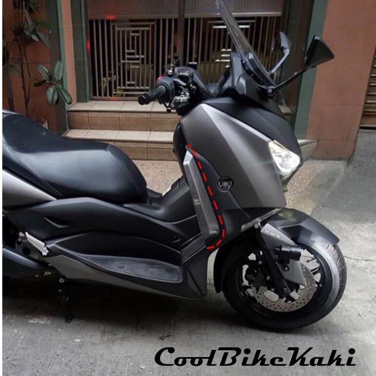 Yamaha XMAX Leg Shield, Motorcycles, Motorcycle Accessories on Carousell