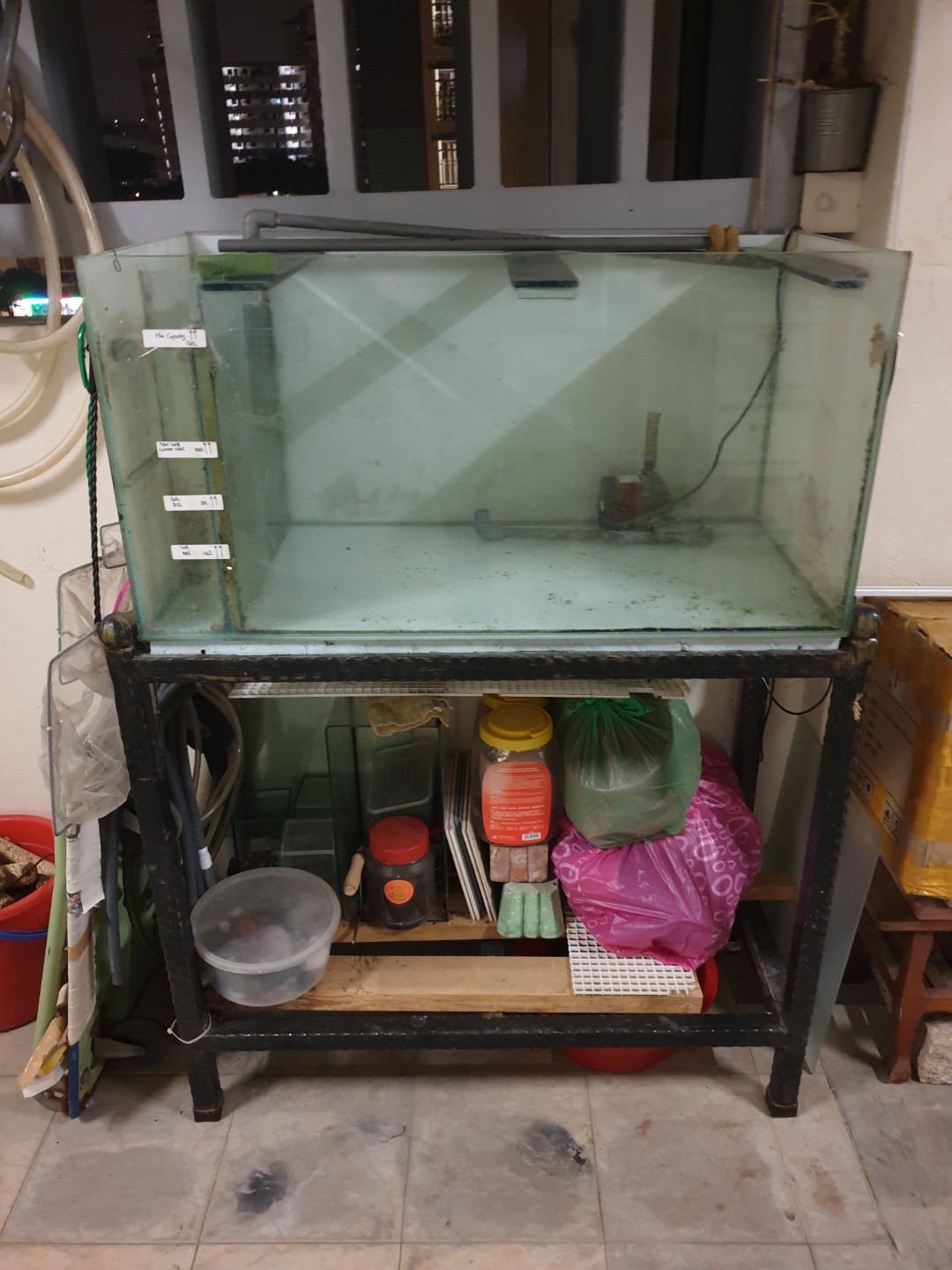 3ft stand, Pet Supplies, For Fish, Fish Tanks on Carousell