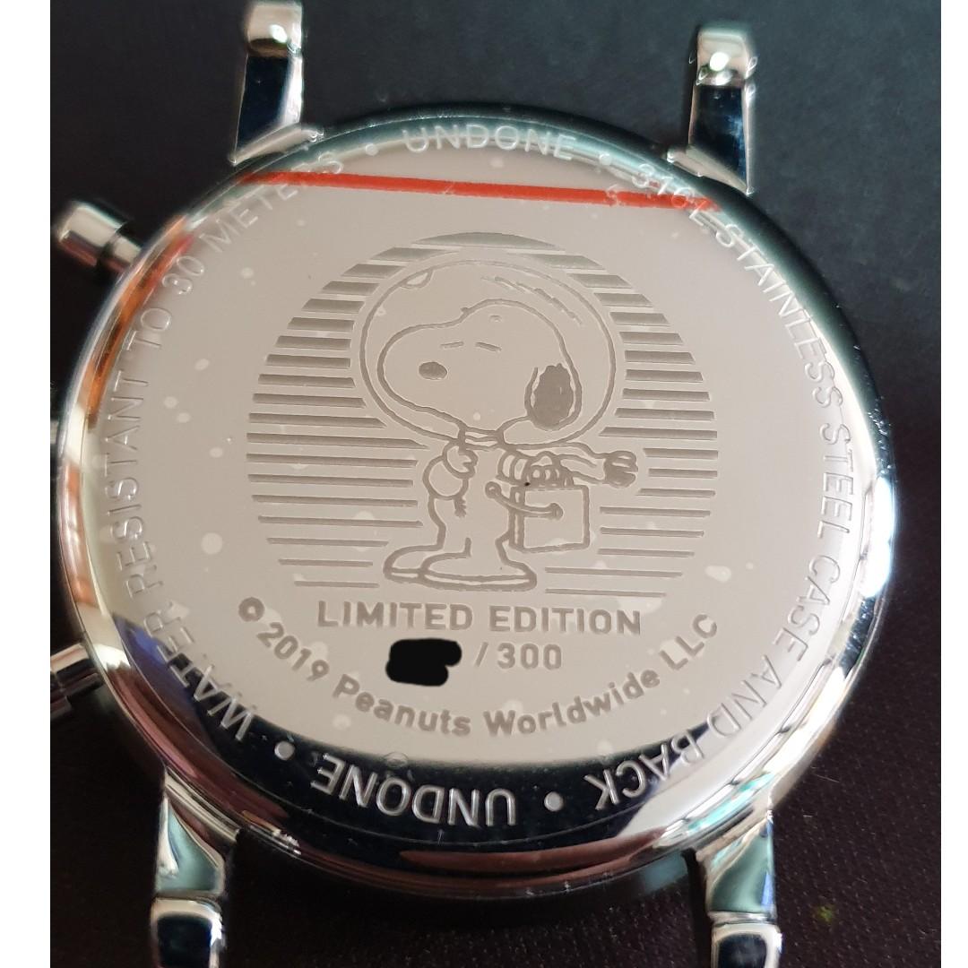 Undone X Peanuts Limited-Edition Snoopy Moon Heritage, Mobile Phones ...