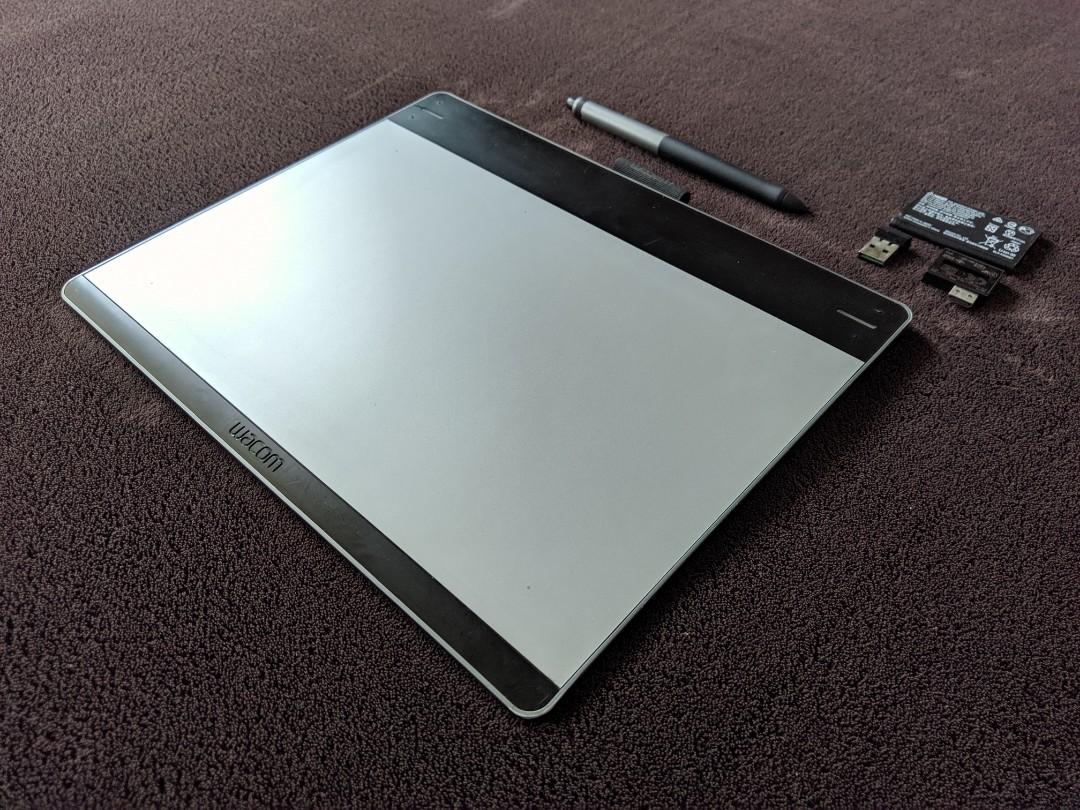 Wacom Intuos Pen and Touch Medium (CTH-680) w/ Wacom Wirless Kit ...