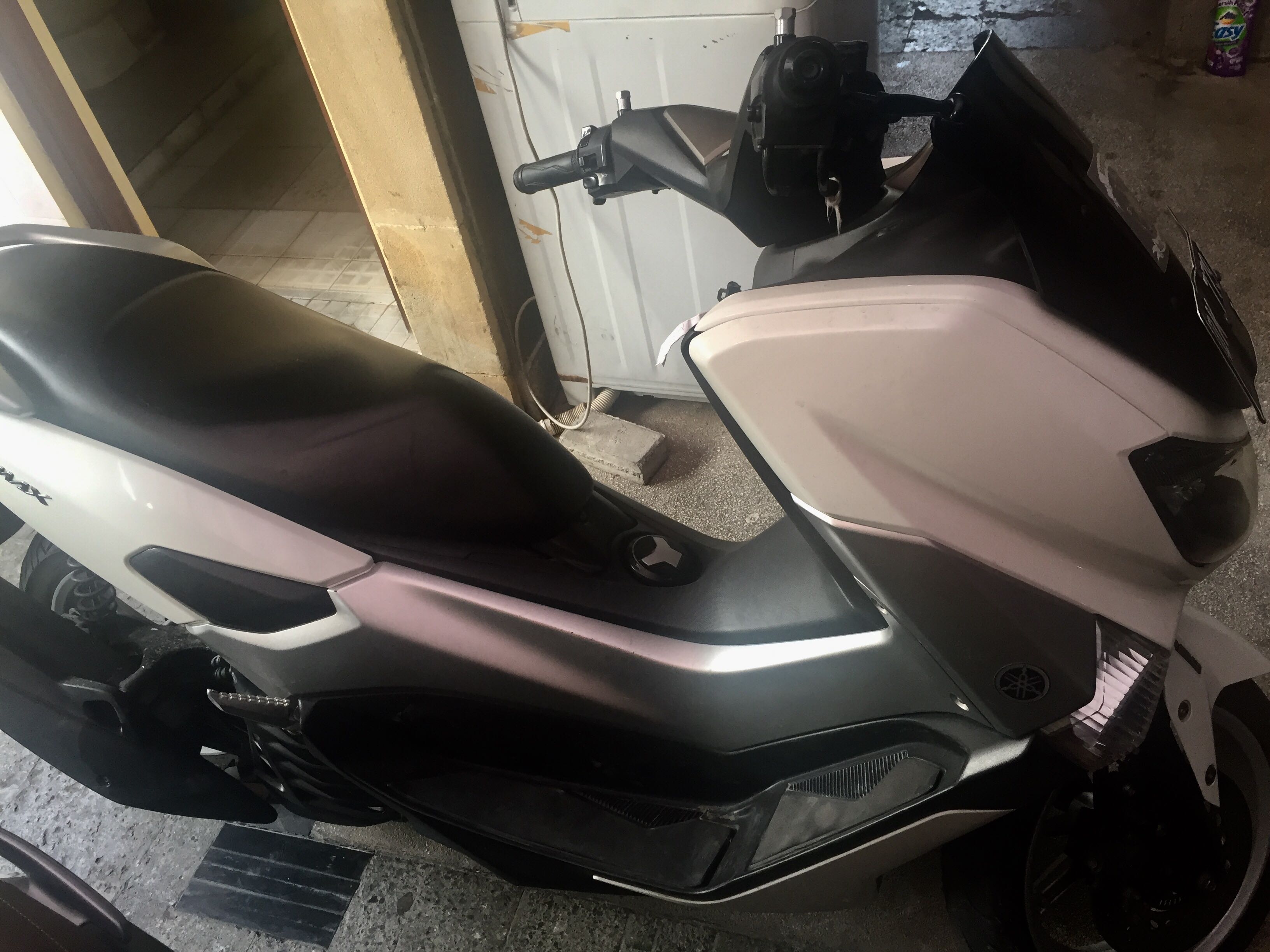 Yamaha nmax, Motor di Carousell