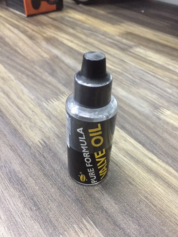 HE448 Valve Oil For Trumpet And Cornet, Hobbies & Toys, Music & Media ...
