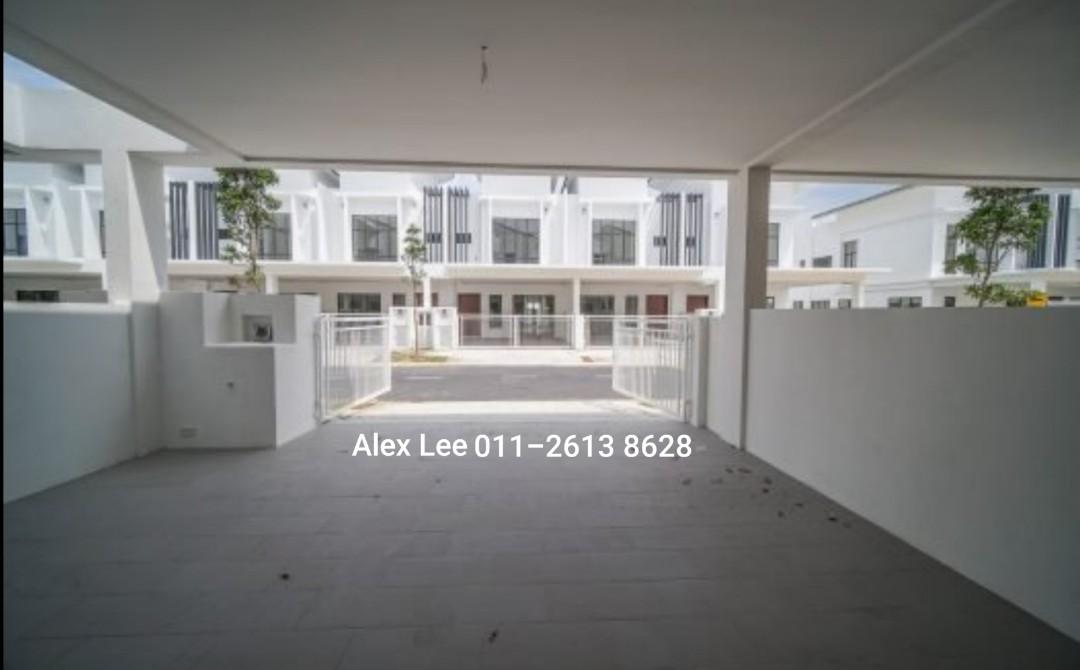 New 2 Storey Lunaria 2 Resort Homes Sendayan, Property, Rentals on Carousell