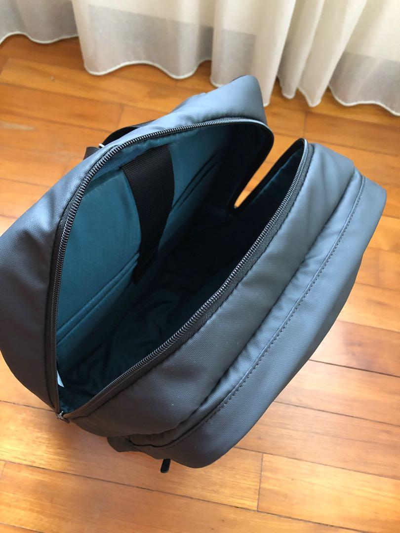 Samsonite Varsity Backpack II, Women's Fashion, Bags & Wallets ...