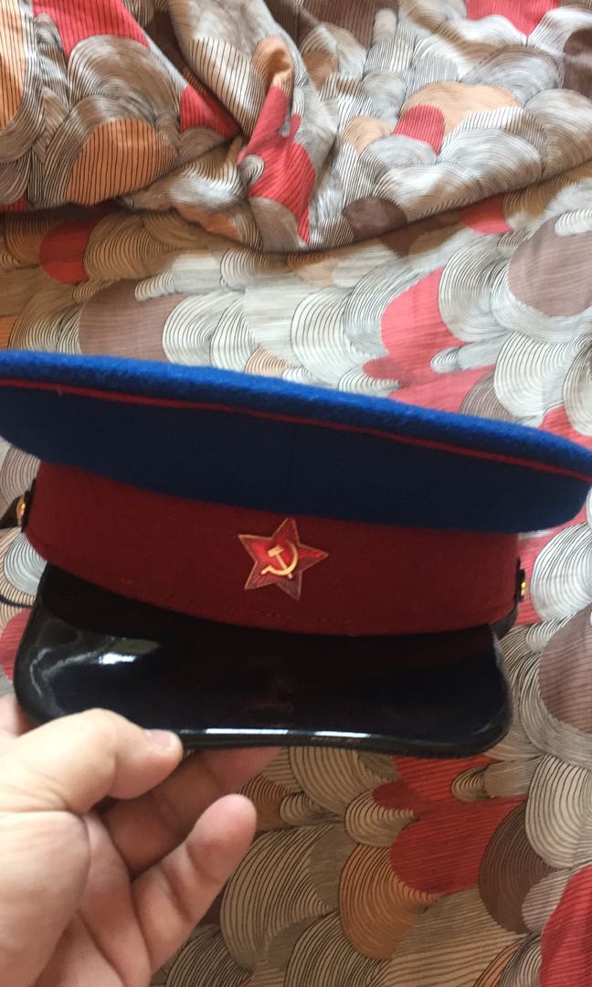 WW2 Soviet Union commissar cap replica , 男裝, 手錶及配件, 棒球帽、帽 - Carousell