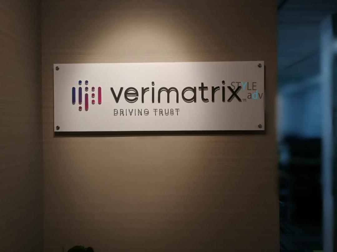 Custom Signage: Acrylic Signage/ System Signage/ Acrylic Lightbox ...