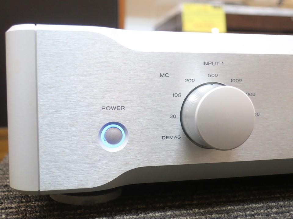 Esoteric E-03 Phono Stage Preamplifier, Electronics, Audio on Carousell