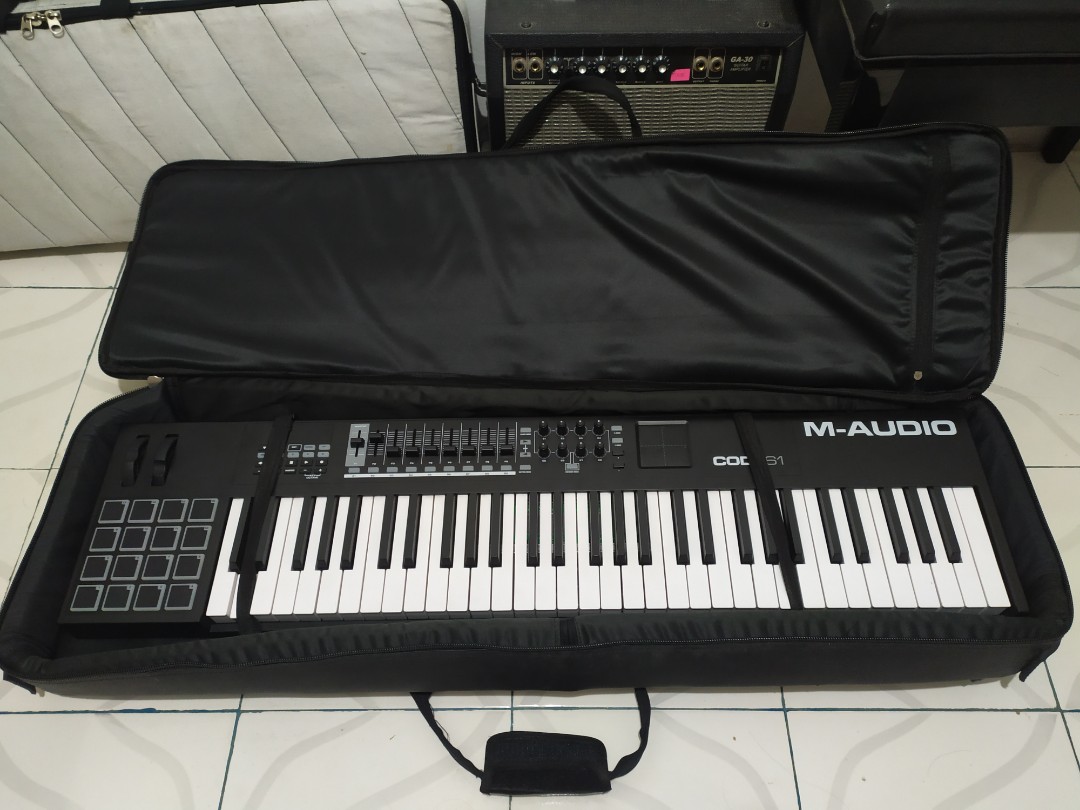 M-Audio Code 61 (Black), Hobbies & Toys, Music & Media, CDs & DVDs on Carousell