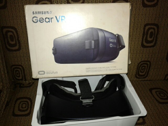 Samsung vr box, TV & Home Appliances, TV & Entertainment, TV on Carousell