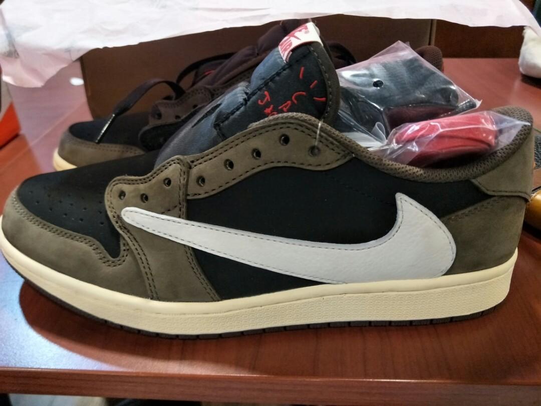 Travis scott lows, Men's Fashion, Footwear, Sneakers on Carousell