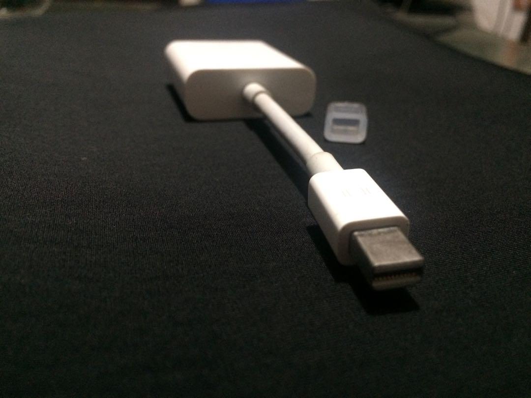 Apple Mini DisplayPort to VGA Adaptor (orig) on Carousell