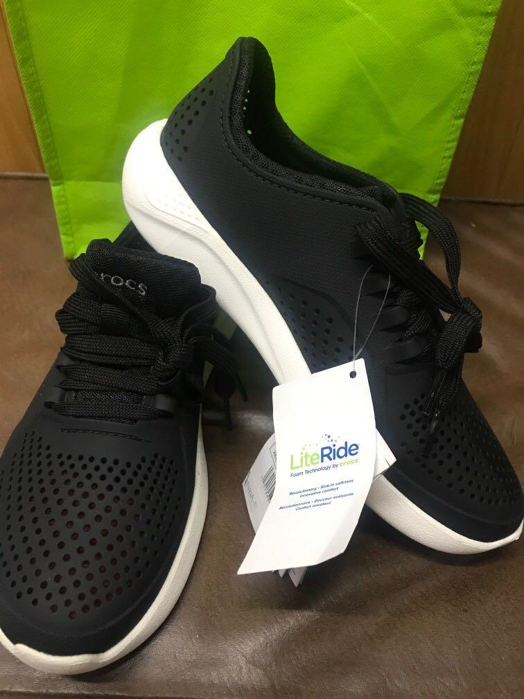 Crocs lite ride, Women's Fashion, Footwear, Sneakers on Carousell