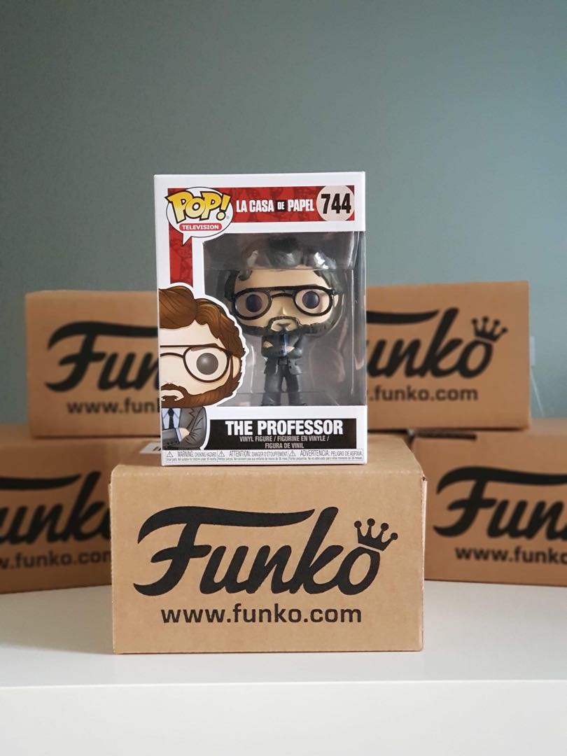 FUNKO POP MONEY HEIST - PRE-ORDER, Hobbies & Toys, Toys & Games on ...
