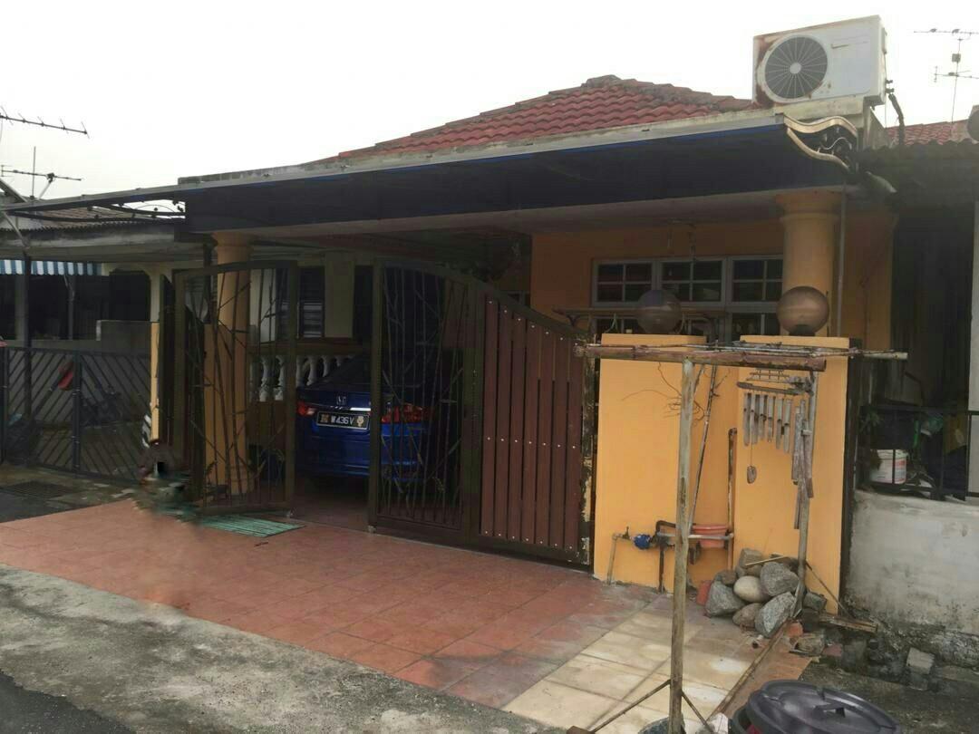 [RENOVATED] Teres Setingkat, Taman Sri Raya, Batu 9, Cheras. (Hanya ...