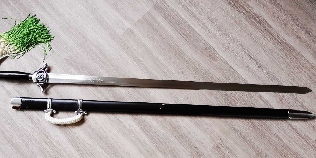 Tai Chi /Wushu slim sword /Dao, Sports Equipment, Sports & Games ...