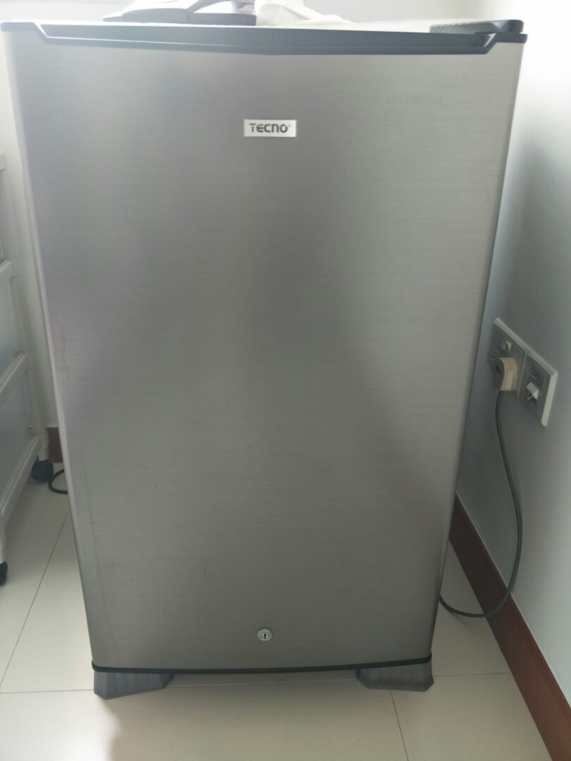 Tecno mini fridge, TV & Home Appliances, Kitchen Appliances ...