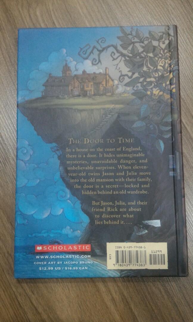 Ulysses Moore : The Door To Time, Hobbies & Toys, Books & Magazines ...