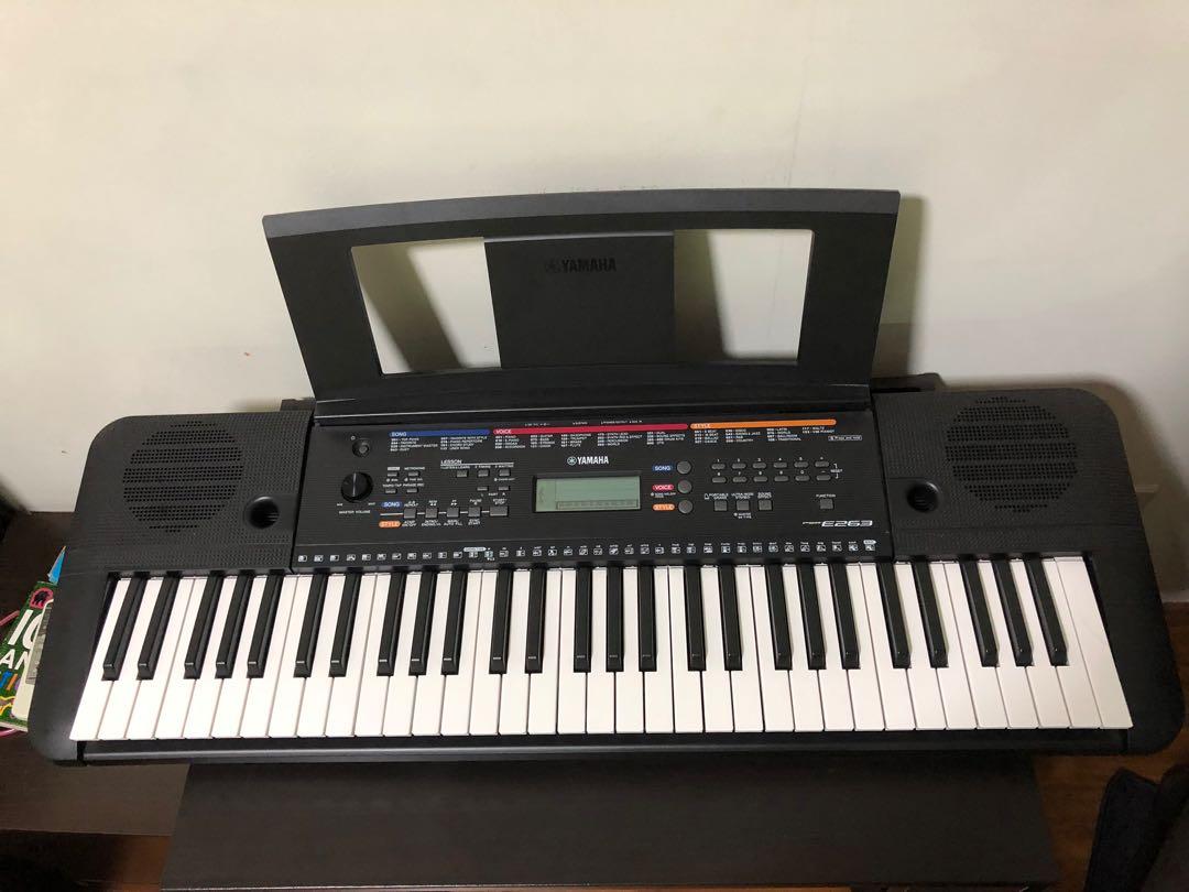 Yamaha E263 Keyboard, Hobbies & Toys, Music & Media, Musical ...