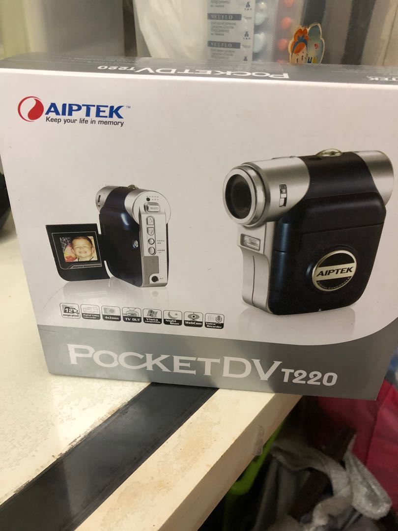 Aiptek pocket dv t220, Photography, Video Cameras on Carousell