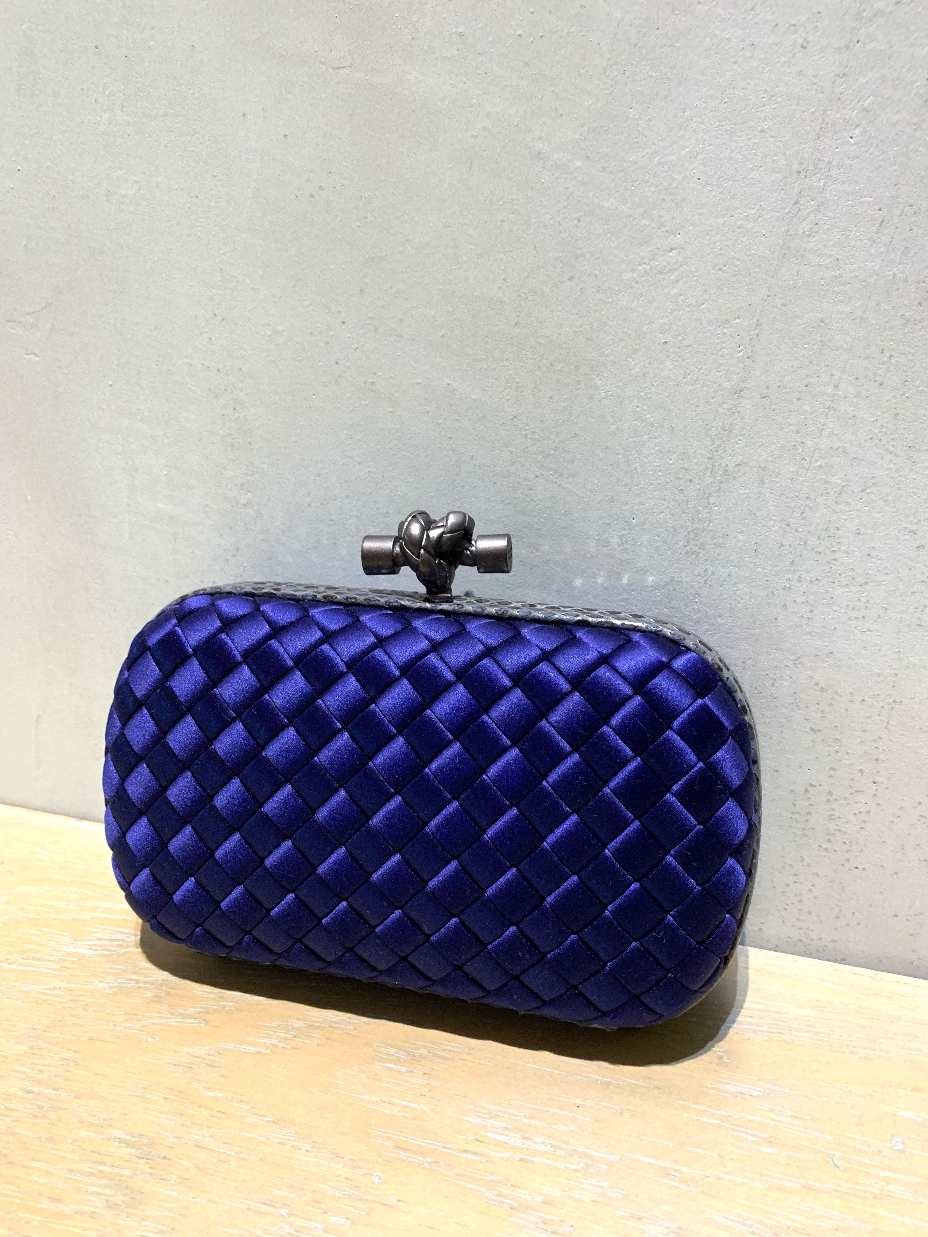 Bottega Veneta Dinner Clutch, Women's Fashion, Bags & Wallets, Clutches ...