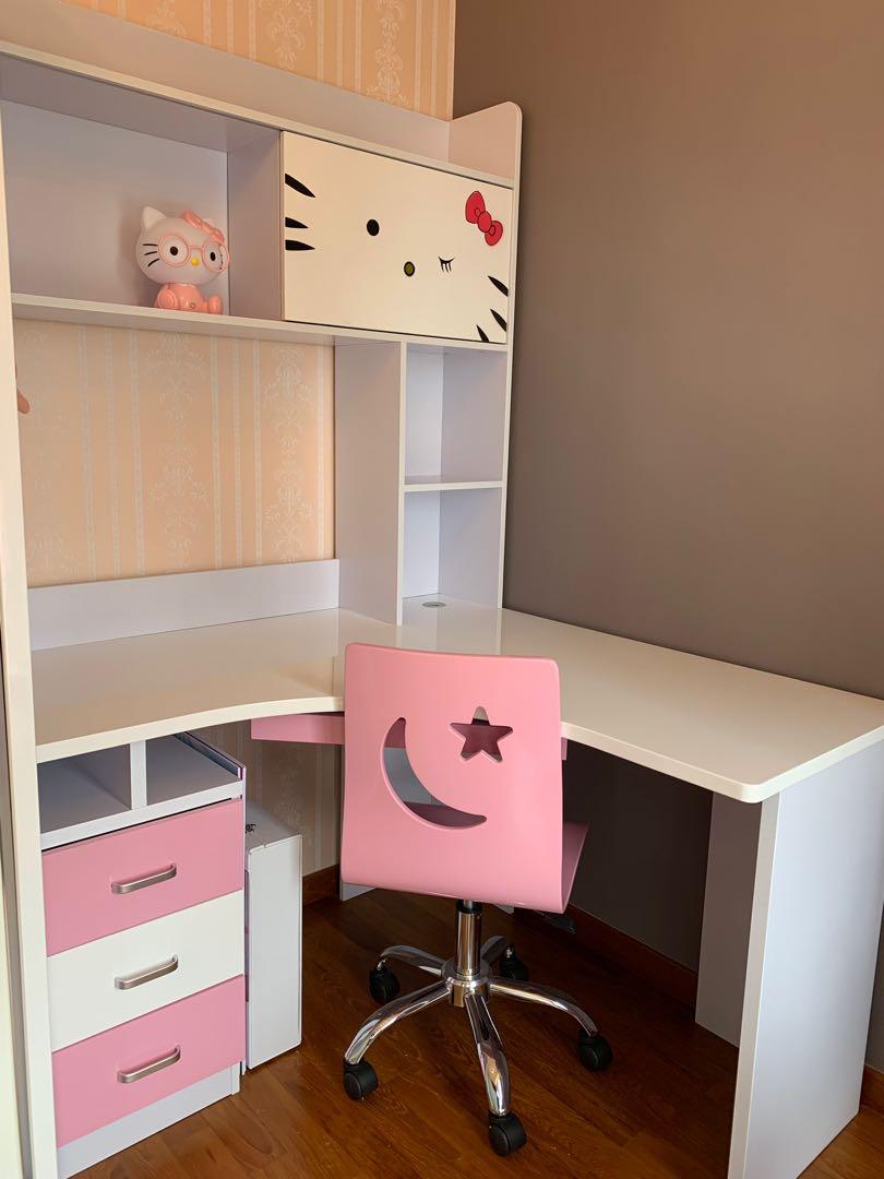 Hello Kitty Wardrobe and Table set, Furniture & Home Living, Furniture ...