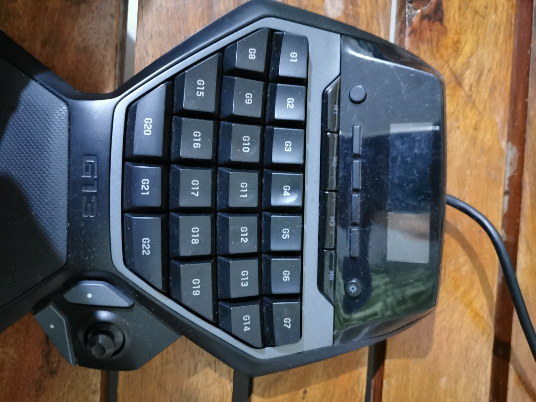 Logitech G13 programmable Gameboard, Computers & Tech, Parts ...