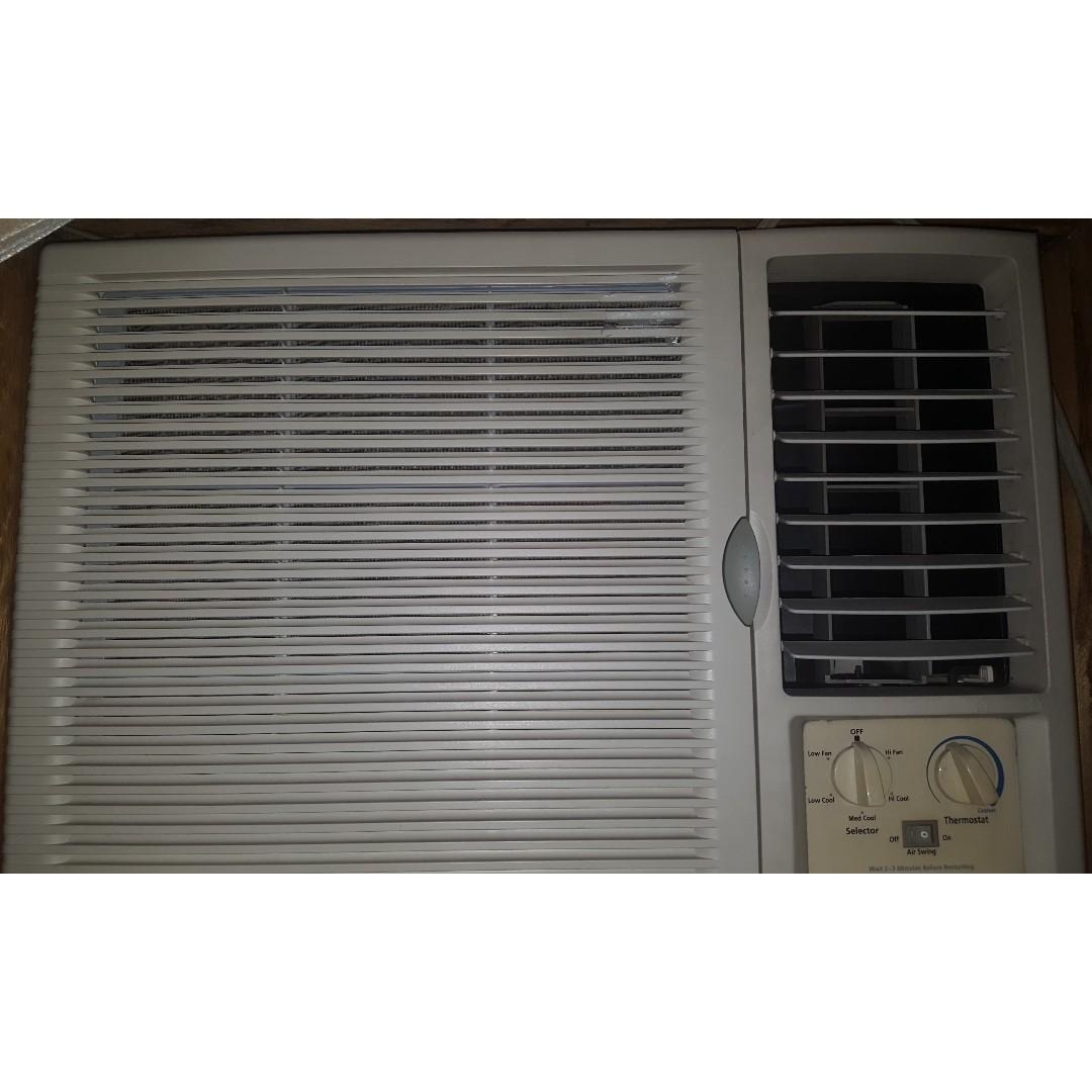 Samsung airconditioner window type 2HP, TV & Home Appliances, Air ...