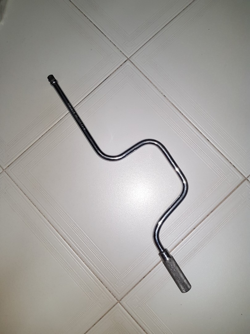 Stanley 3/8" speed handle, Furniture & Home Living, Home Improvement ...