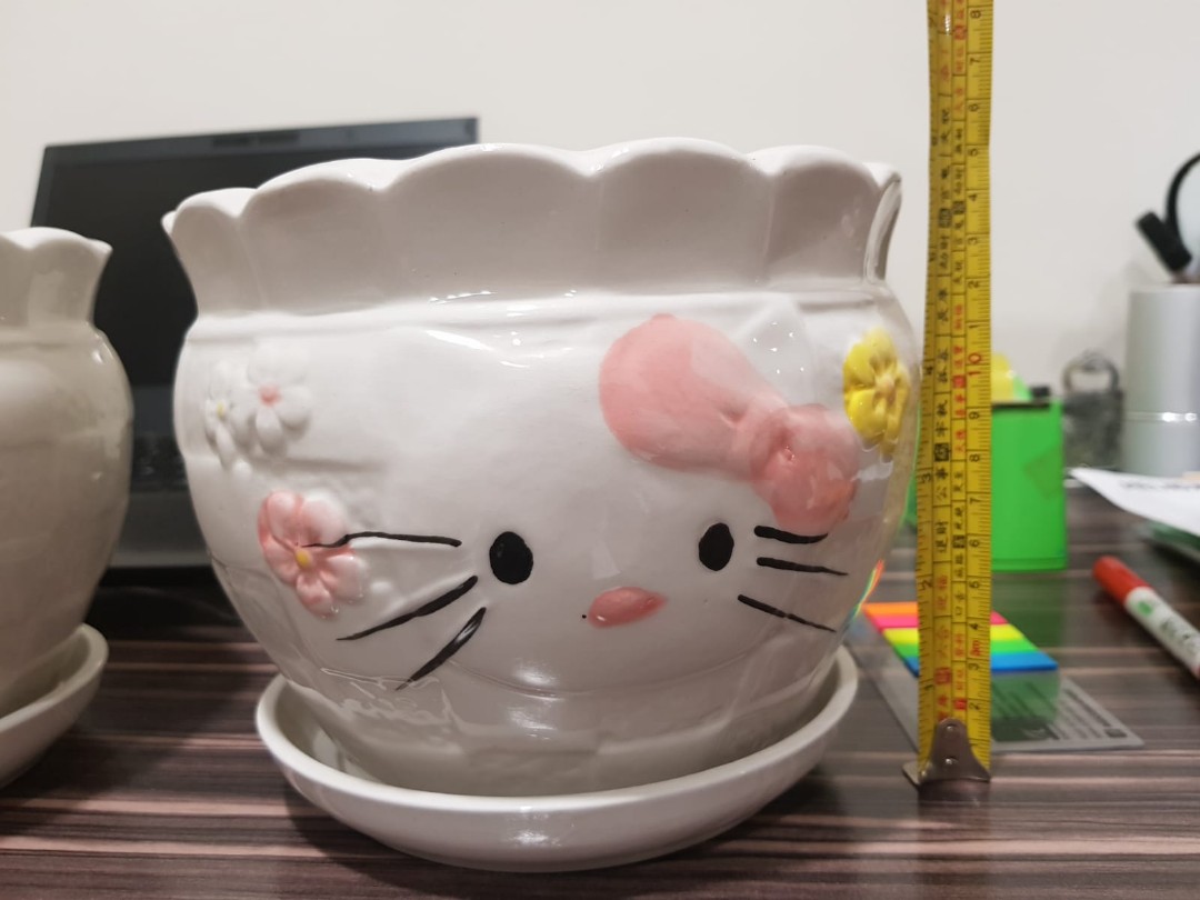 Hello Kitty ceramic flower pot, Furniture & Home Living, Gardening ...