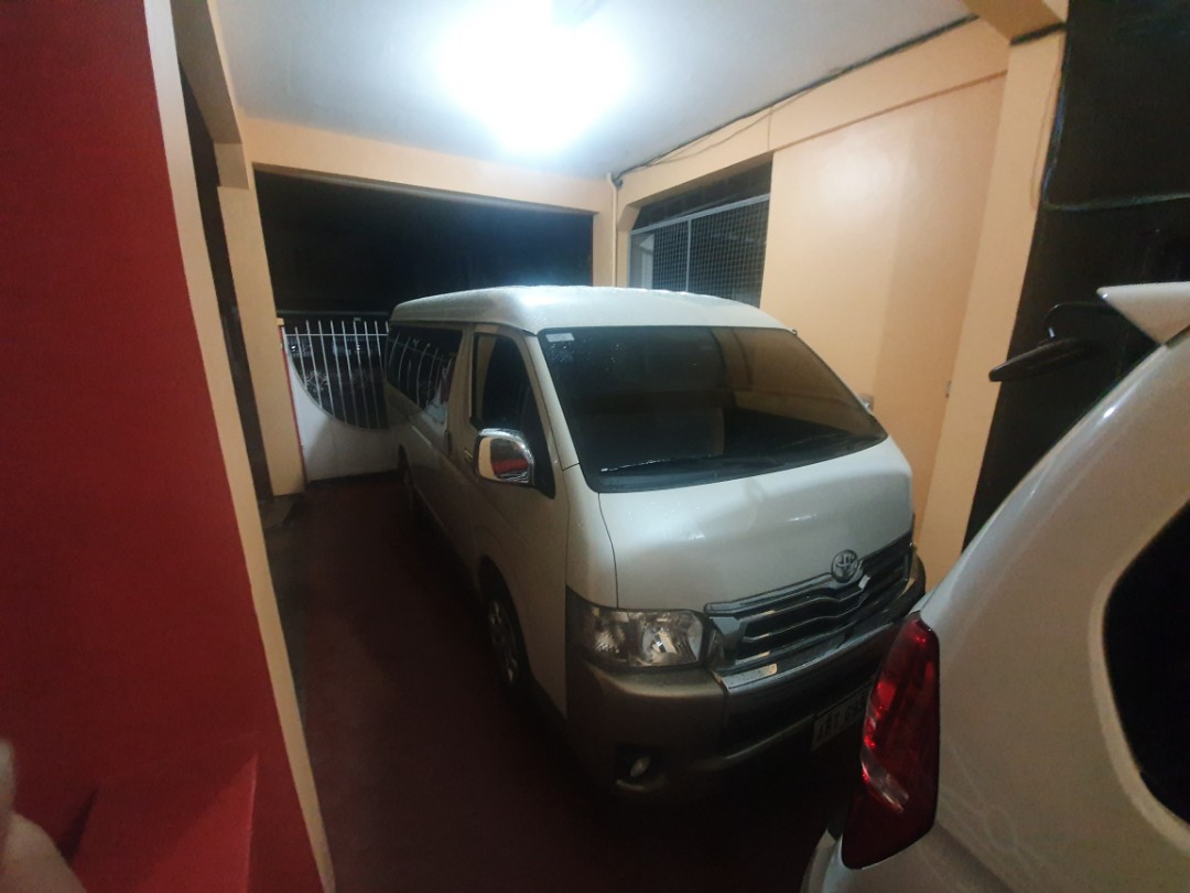 Toyota Hiace, Cars for Sale on Carousell