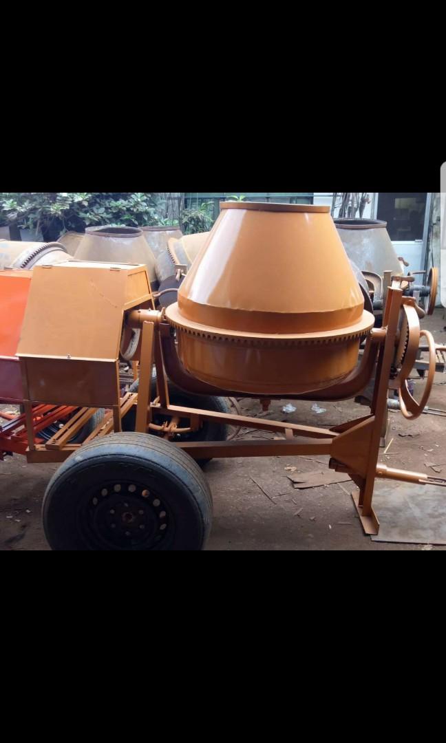 Heavy Duty One Bagger Mixer, Commercial & Industrial, Construction ...