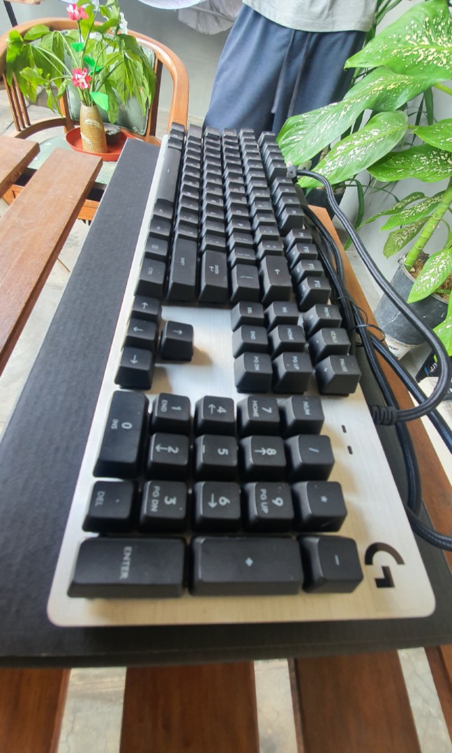 Logitech G413 Silver Mechanical Keyboard, Elektronik, Bagian Komputer ...