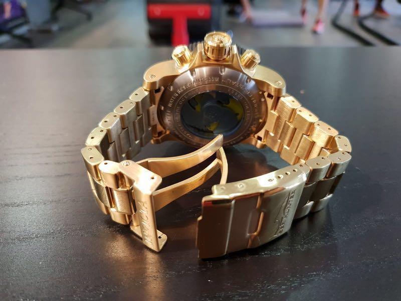 Master of the Ocean Invicta 50mm Sea Hunter full gold, Luxury, Watches ...