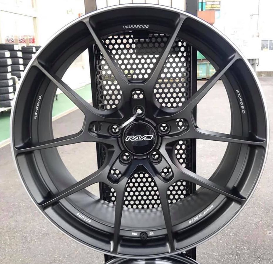 19” VOLK RACING G025, Car Accessories, Tyres & Rims on Carousell