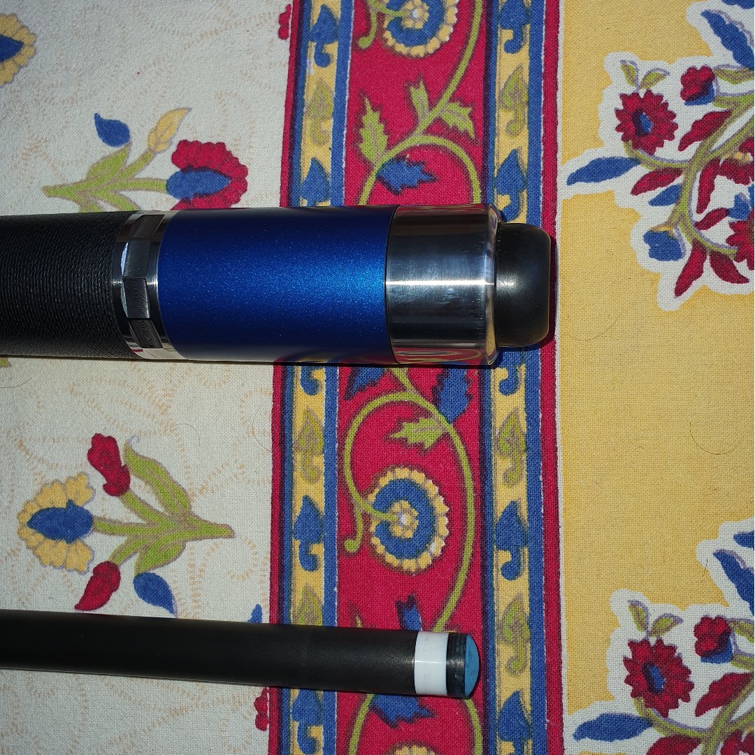 Almost New Cuetec Cynergy SVB Gen Sapphire Blue Cue, Sports Equipment ...