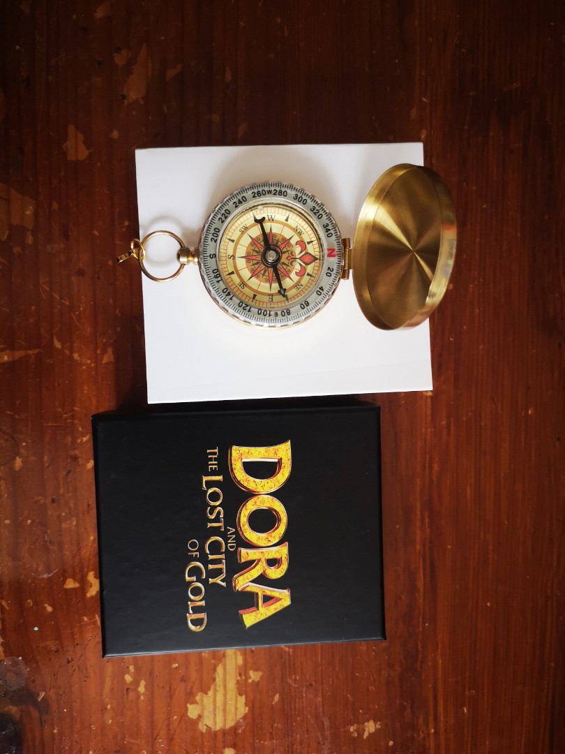 Dora and the lost city of gold COMPASS, Hobbies & Toys, Memorabilia ...