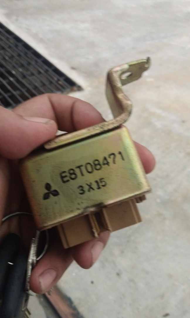 Fuel Pump Relay Replacement