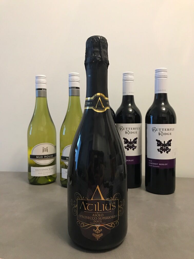 全新 ATILIUS 香檳 婚禮 祝酒, 嘢食 & 嘢飲, 酒精飲料 - Carousell
