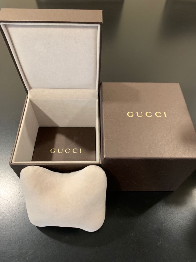 Gucci watch box, Women's Fashion, Watches & Accessories, Watches on ...