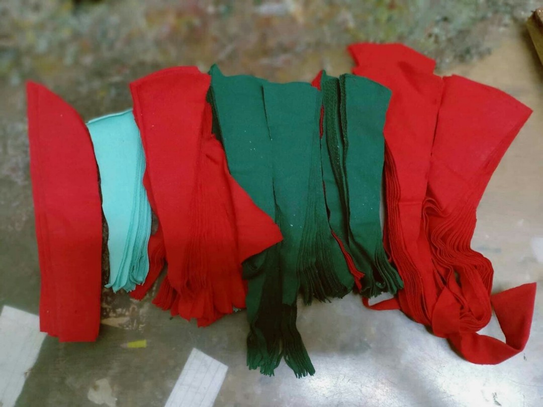 Retaso table cut basahan, Commercial & Industrial, Construction Tools ...