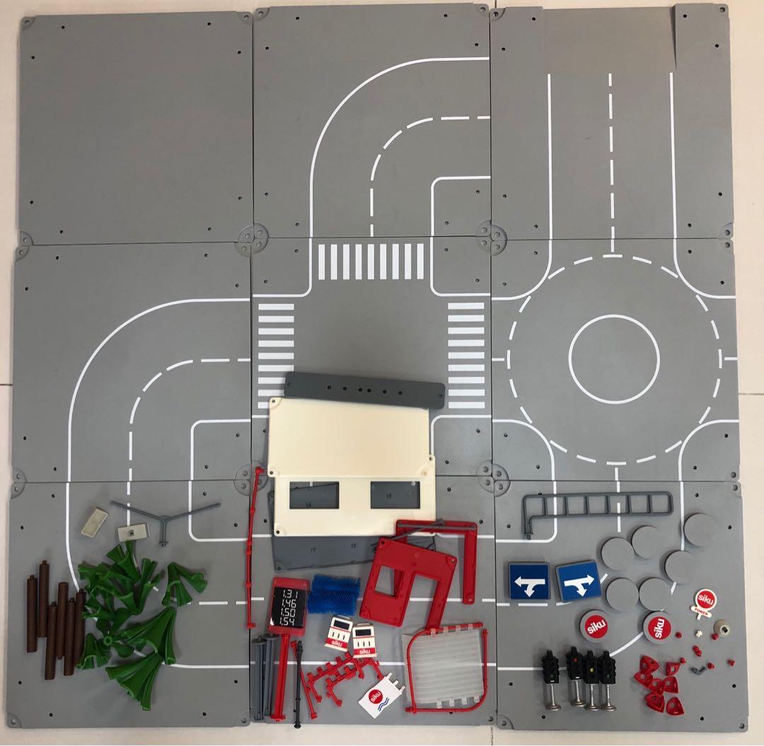 Siku set city (5501), Hobbies & Toys, Toys & Games on Carousell