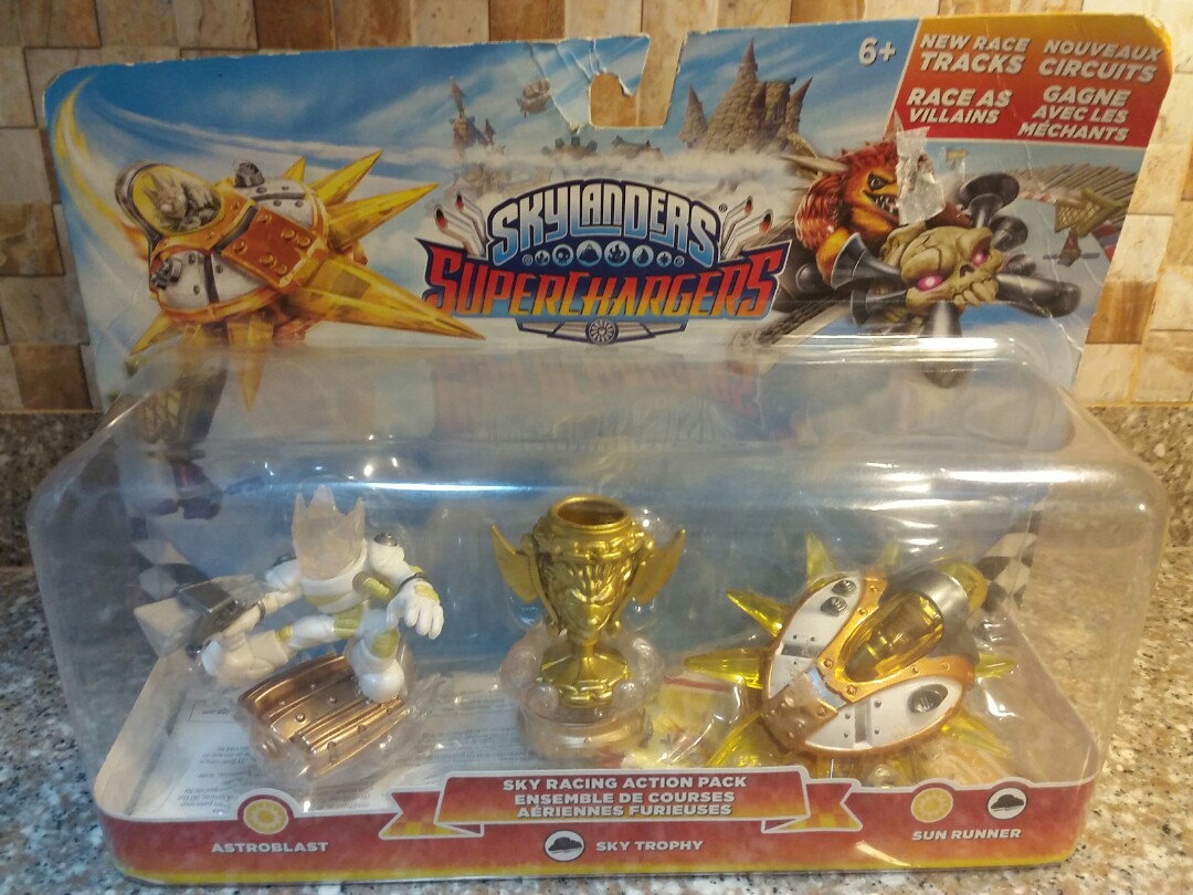 SkyLanders SuperChragers Racing Pack, Hobbies & Toys, Toys & Games on ...