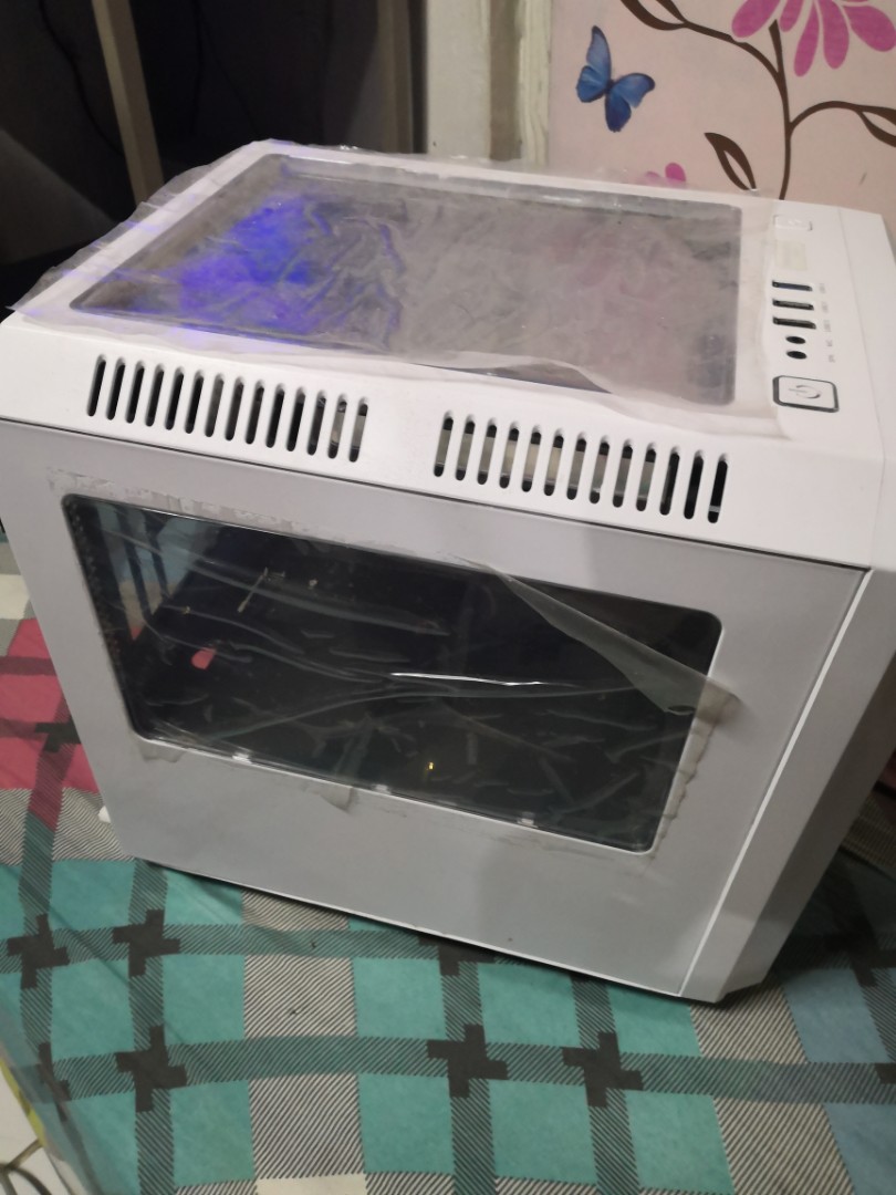 TECWARE QUAD CUBE USB3.0 GAMING CUBE CASE, Computers & Tech, Parts ...